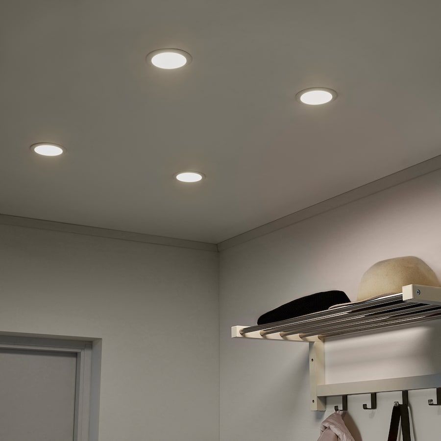 10W LED Downlight Tri-Colour 240V (90mm Cut-Out) 900lm dimm IP44 | GMT ...